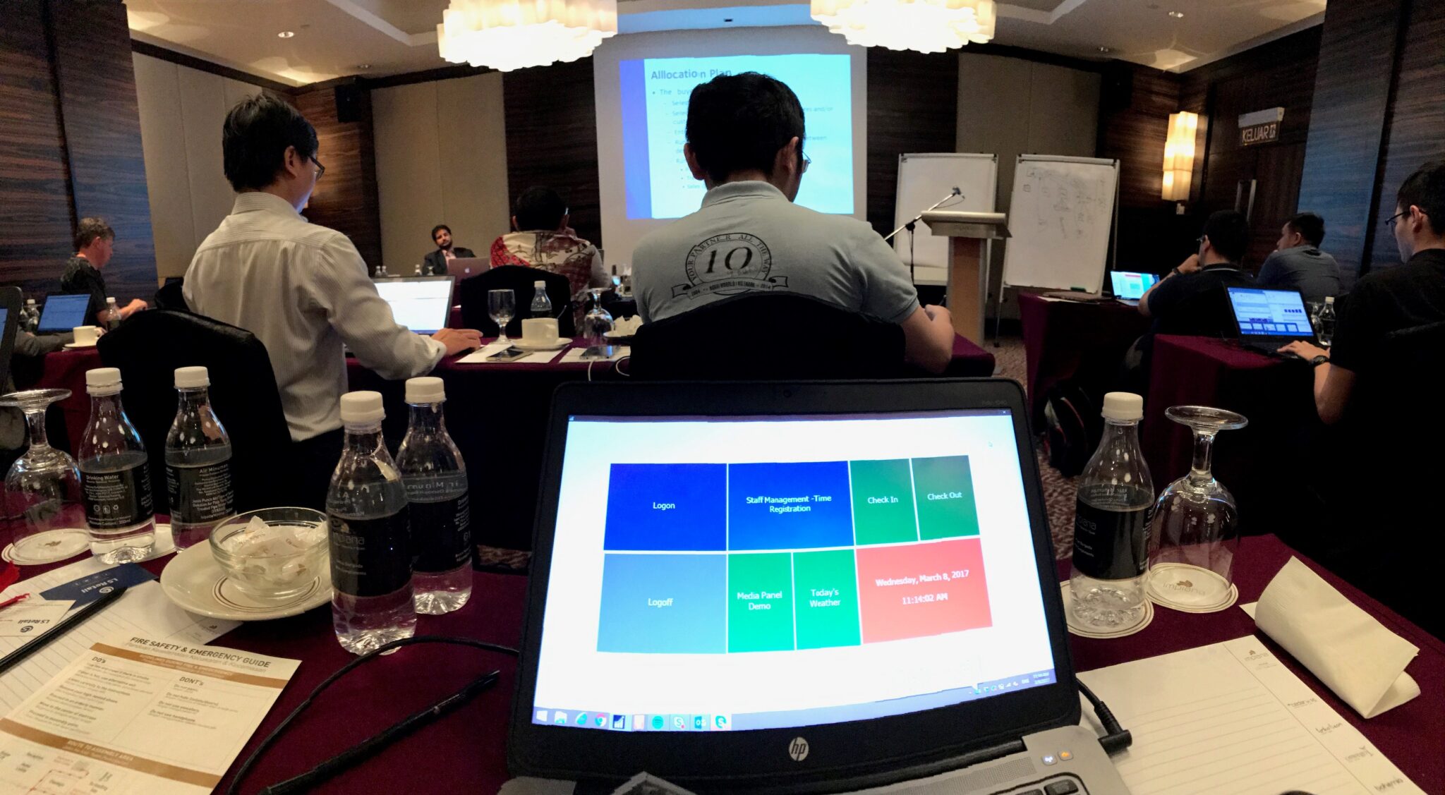 LS Retail Compass Apac Training - Retail Associates